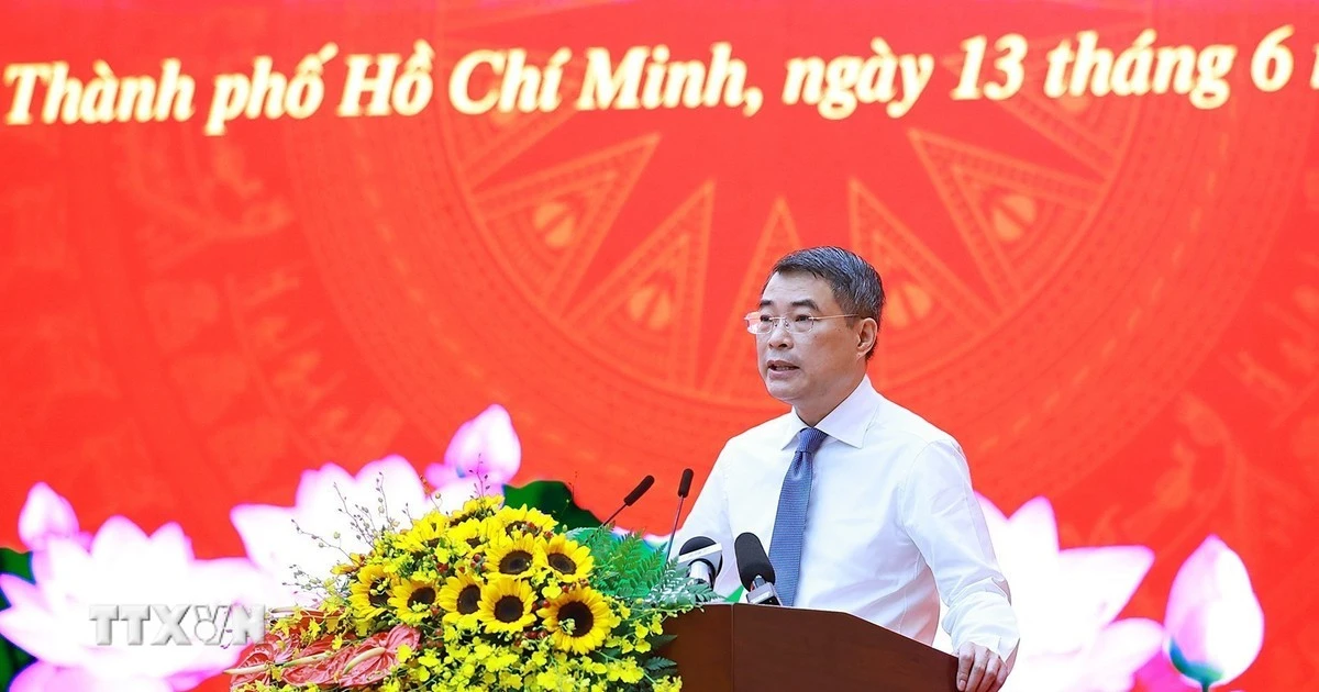 Thủ tướng phát động phong trào thi đua hướng tới tăng trưởng hai con số