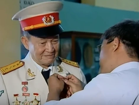 Người anh hùng tình báo và cuộc chia ly gần 30 năm với vợ con
