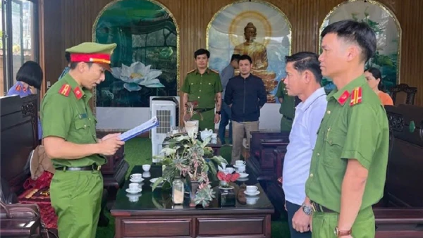 Bắt nguyên Giám đốc Công ty cà phê Ia Châm